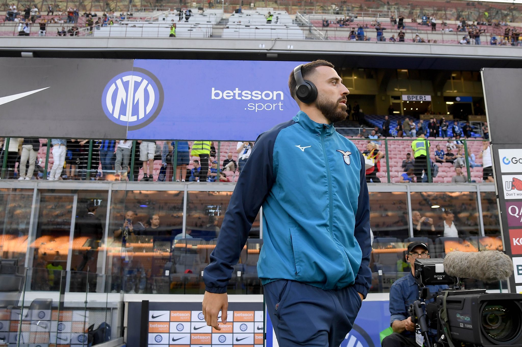 Brighton & Bournemouth Trying to Lure Lazio Defender Mario Gila