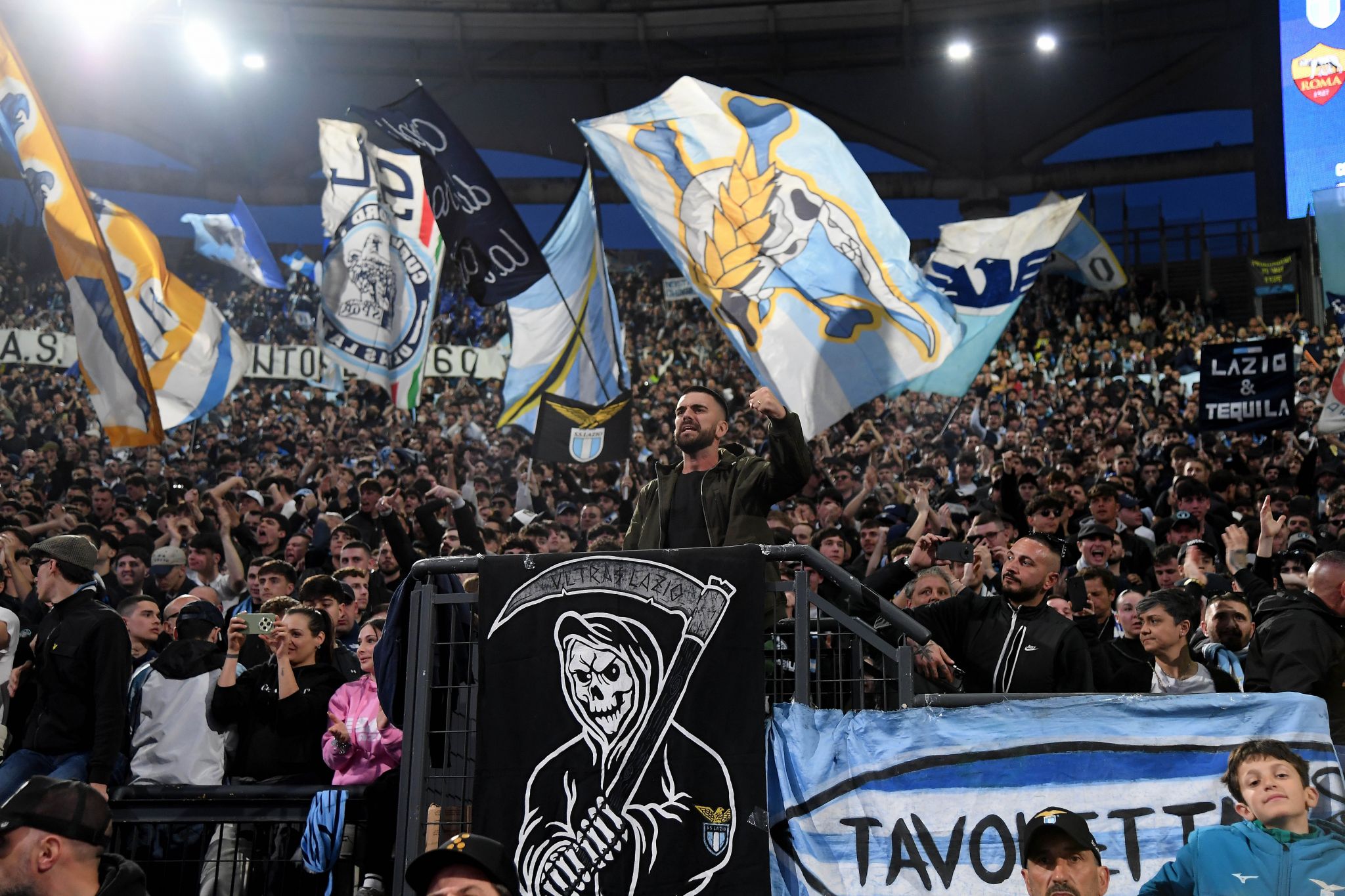 Maurizio Sarri Calls for Unity at Lazio Ahead of Derby vs Roma