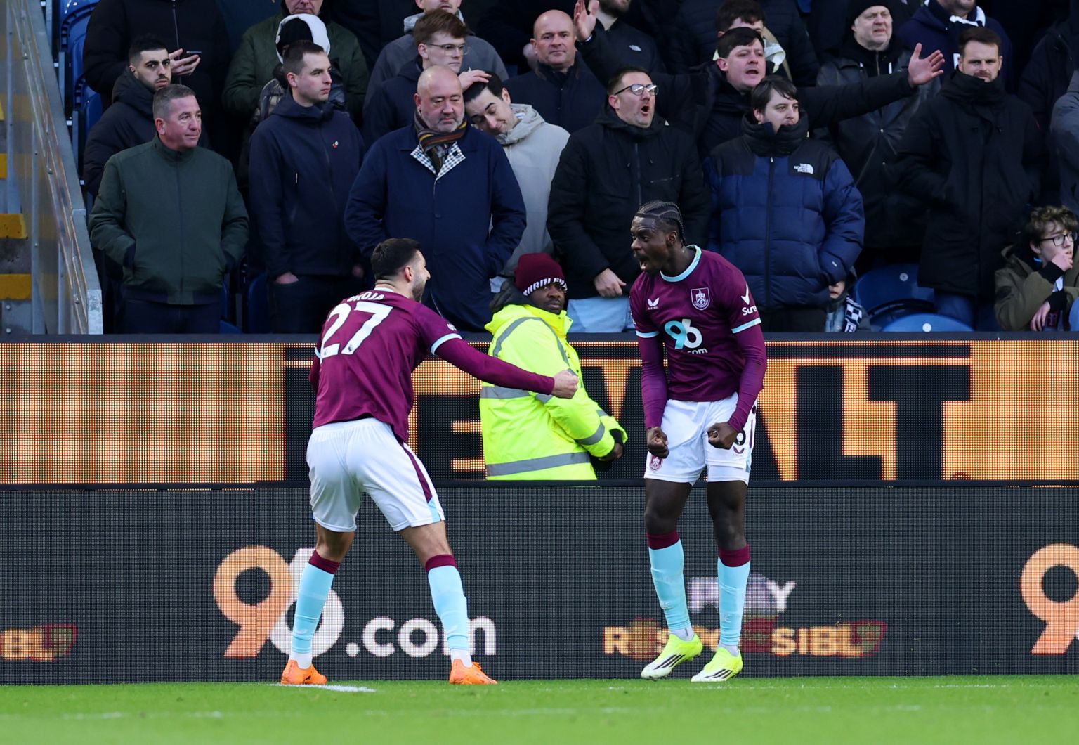 Lazio Enquire About Burnley Striker Armando Broja